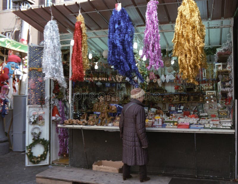 Christmas market in Rome editorial stock photo. Image of market - 28300618