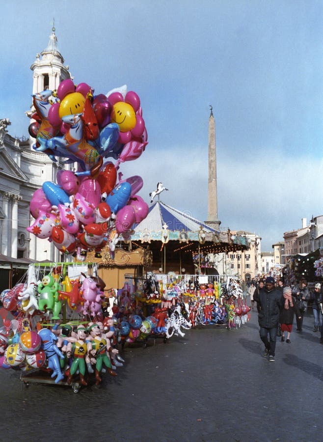 Christmas market in Rome editorial stock photo. Image of italian - 28300633
