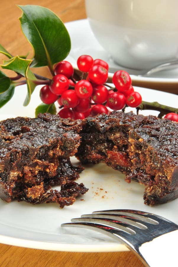 Christmas Pudding on a Plate Stock Image - Image of christmas ...