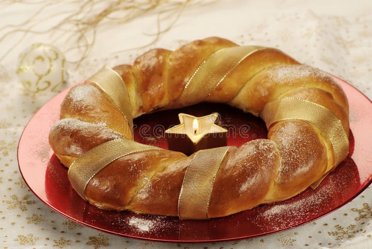 Christmas Ring Cake stock photo. Image of bauble, ring - 6076562