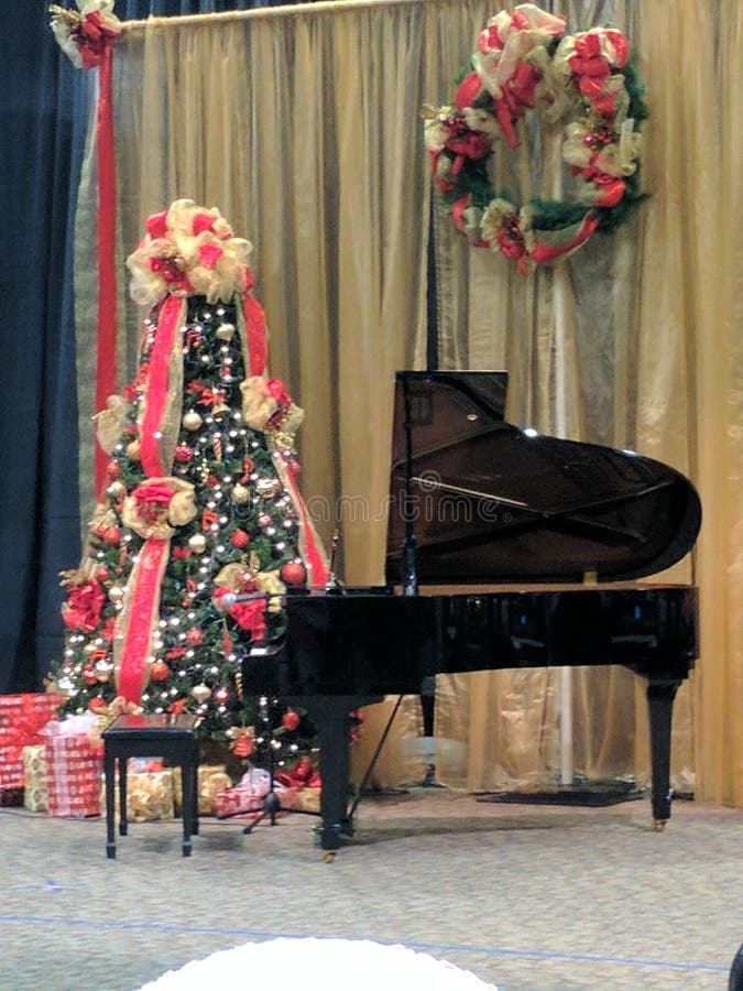 Time To Show Off Their Best Moves. Young People Dancing in a Nightclub ...