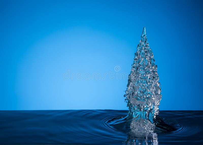 Water Splash Christmas Tree Stock Photo - Image of cold, blue: 27150028