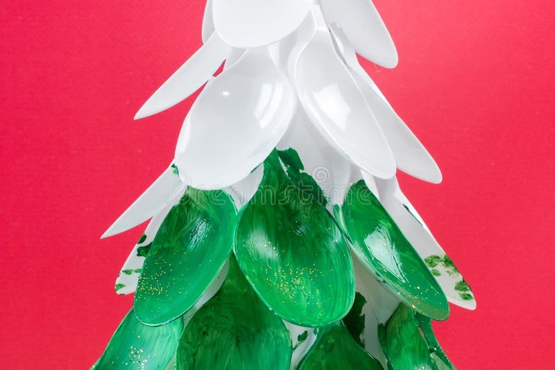 Christmas Tree Made of Disposable Spoons. Step-by-step Instruction ...