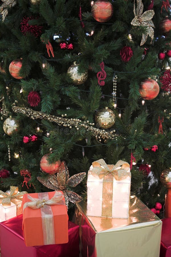 Christmas Tree and Presents Stock Photo - Image of decorations, xmas ...