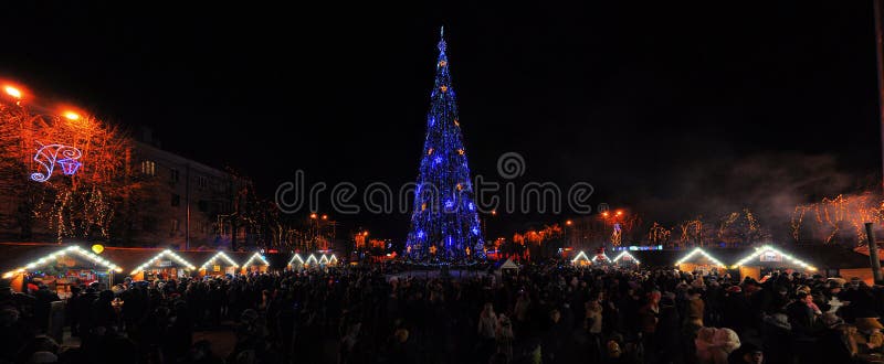 Christmas Tree on the Square Stock Image - Image of cathedral, holiday ...
