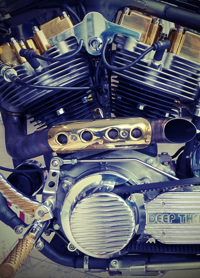 Chrome, Engine, Engineering Picture. Image: 109896632