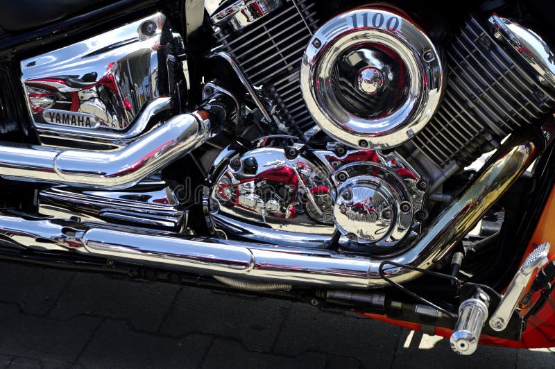 Chrome Yamaha Engine with Reflections Editorial Photography - Image of ...