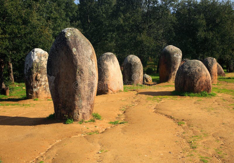 Chromlech Di Almendres, Evora, Portogallo Fotografia Stock - Immagine ...