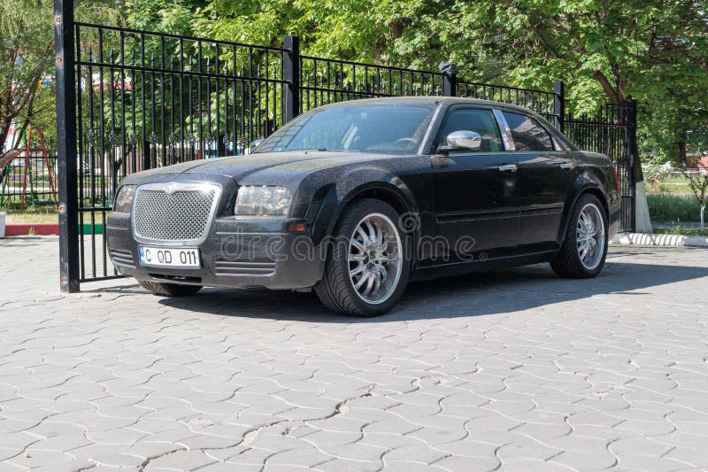 Chrysler 300C editorial stock photo. Image of automobile - 281856358