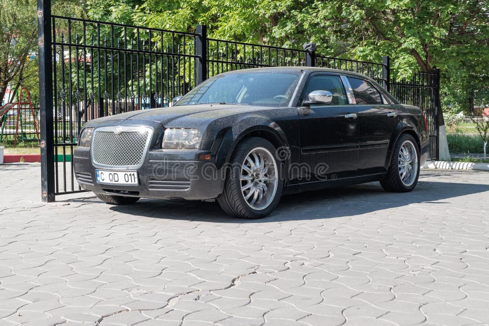 Chrysler 300C editorial stock photo. Image of automobile - 281856358