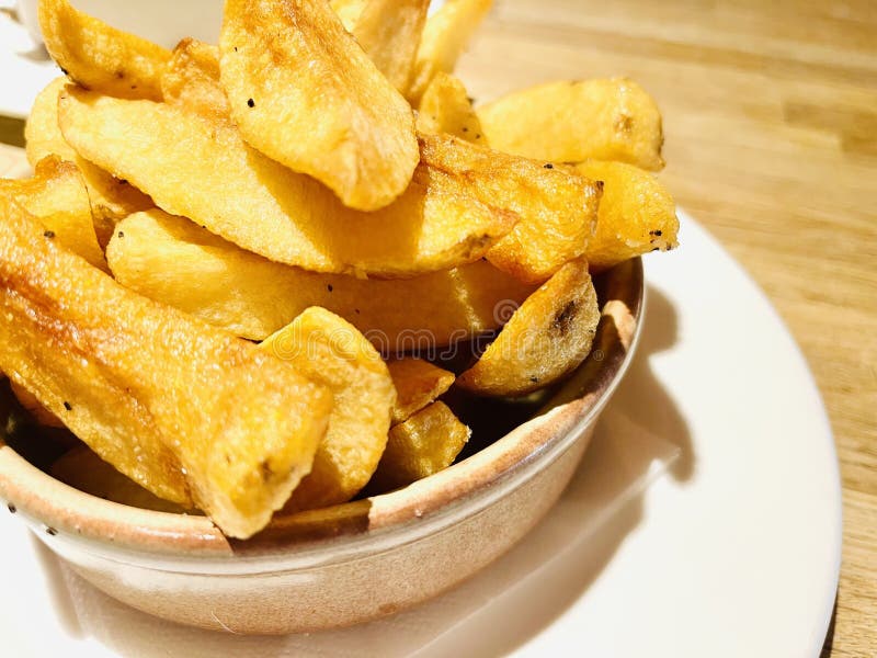 Chunky Golden Chips Portion Stock Photo - Image of isolated, dish ...