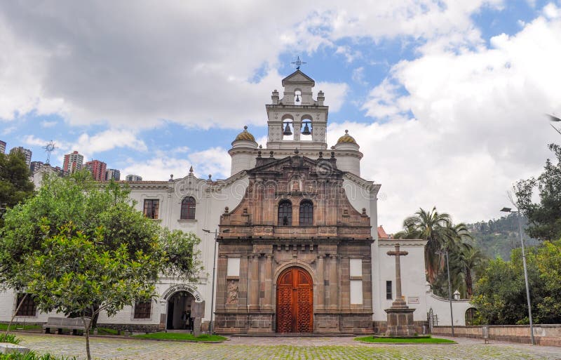 Guapulo Neighborhood in Quito Editorial Stock Image - Image of latin ...