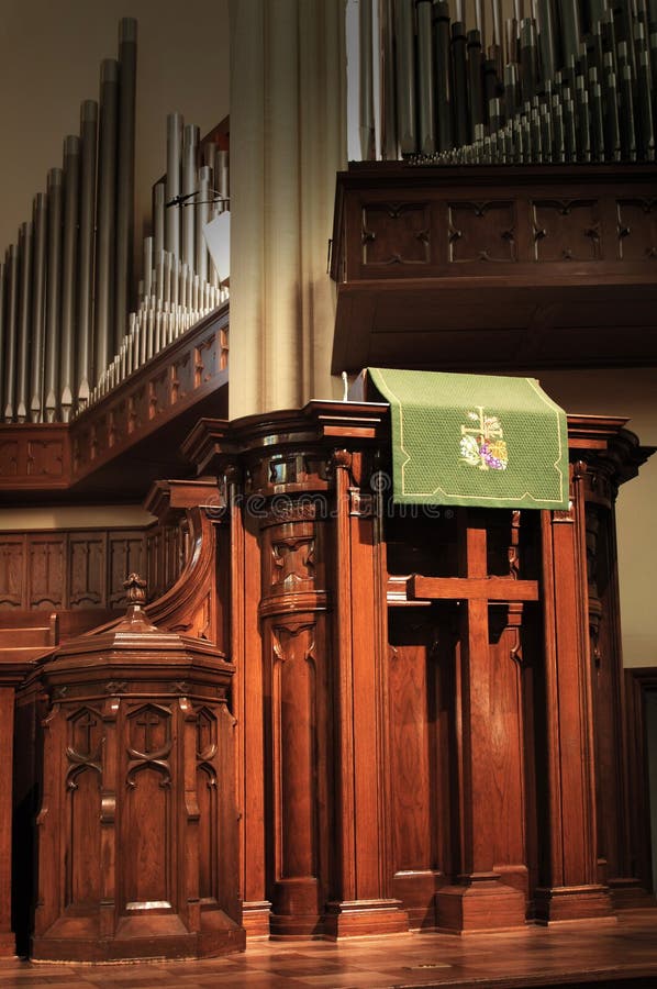 4+ Empty pulpit Free Stock Photos - StockFreeImages