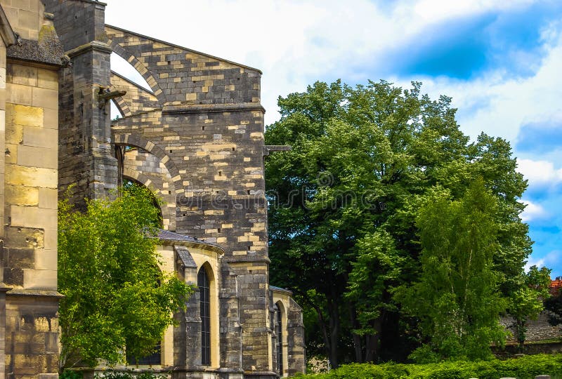 Church in Reims stock image. Image of church, exterior - 30698359