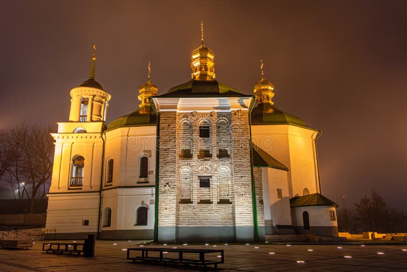 Church of the Saviour at Berestove in Kyiv Editorial Photography ...