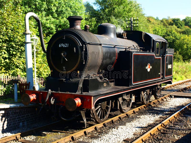 Churnet Valley Railway - Black Steam Engine Train Editorial Photography ...