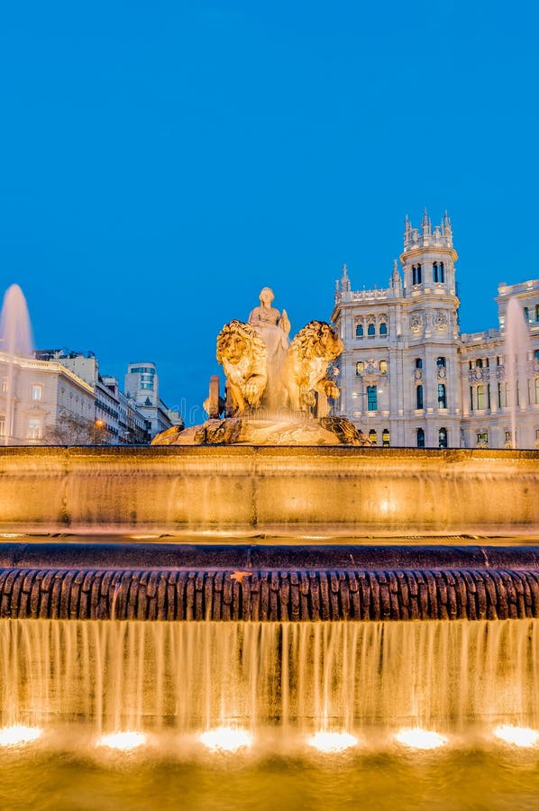Cibeles Fountain at Madrid, Spain Stock Image - Image of capital, dusk ...
