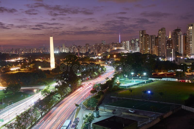 Cityline De Sao Paulo, Brasil Imagem de Stock - Imagem de elevado ...