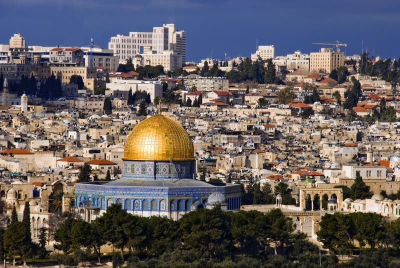 A cidade santa Jerusalem imagem de stock. Imagem de sombra - 4866159