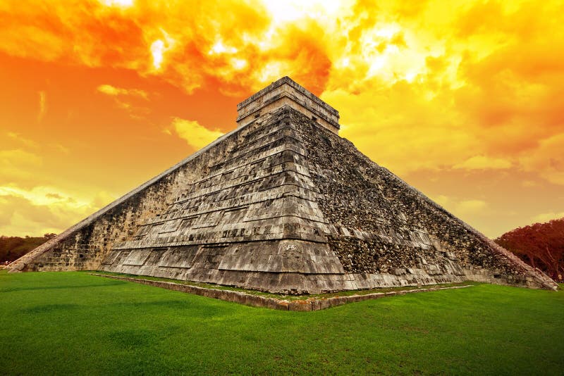 1,973 Pyramide D Inca Photos libres de droits et gratuites de Dreamstime