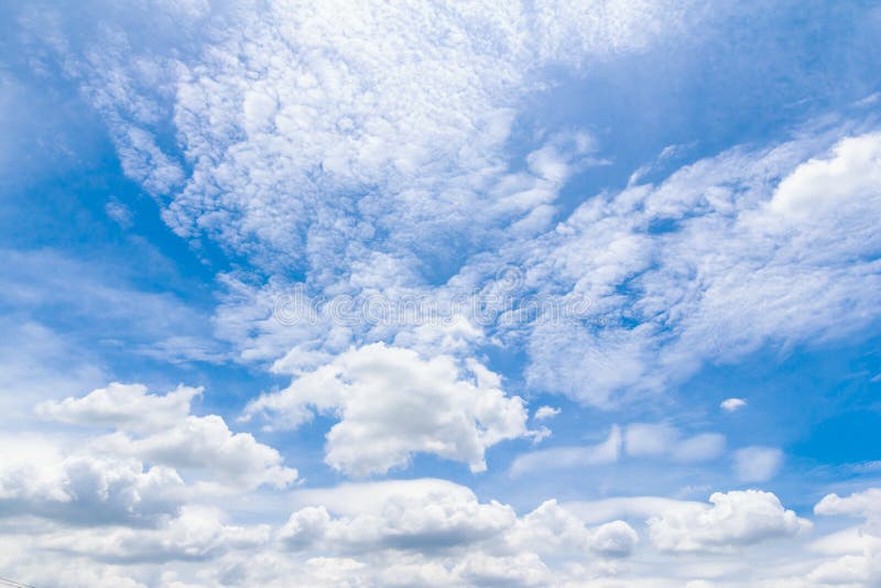 Ciel Bleu Avec Des Nuages, Ciel Naturel Image stock - Image du bleu ...
