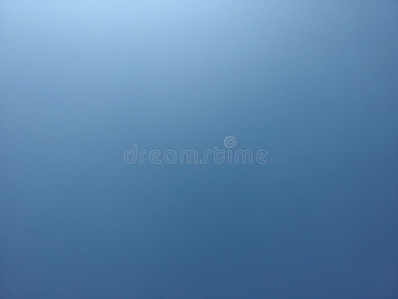 Ciel bleu clair image stock. Image du clair, bleu, obtenez - 85940453