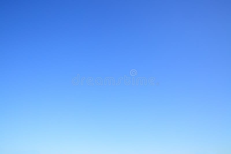 Ciel Bleu Sans Nuages Clair Photo stock - Image du bleu, seulement ...