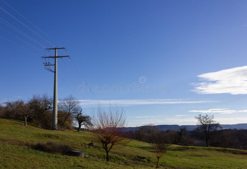 Cielo Azul Del Polo De Poder En Diciembre Foto de archivo - Imagen de ...