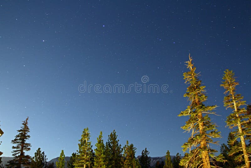 Cielo stellato fotografia stock. Immagine di disegno - 32970518