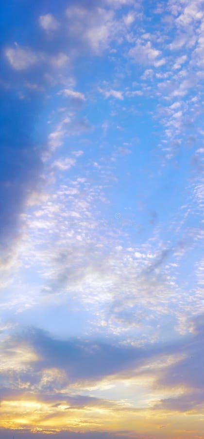 Cielo Vertical Del Panorama Foto de archivo - Imagen de cielo, belleza ...