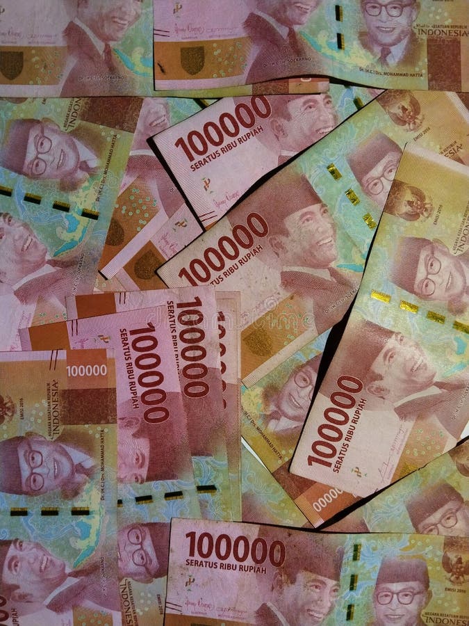 Cien Mil Billetes Indonesios Imagen de archivo - Imagen de intercambio ...