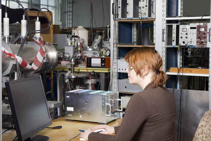 Interior Del Laboratorio Nuclear Imagen de archivo - Imagen de ...