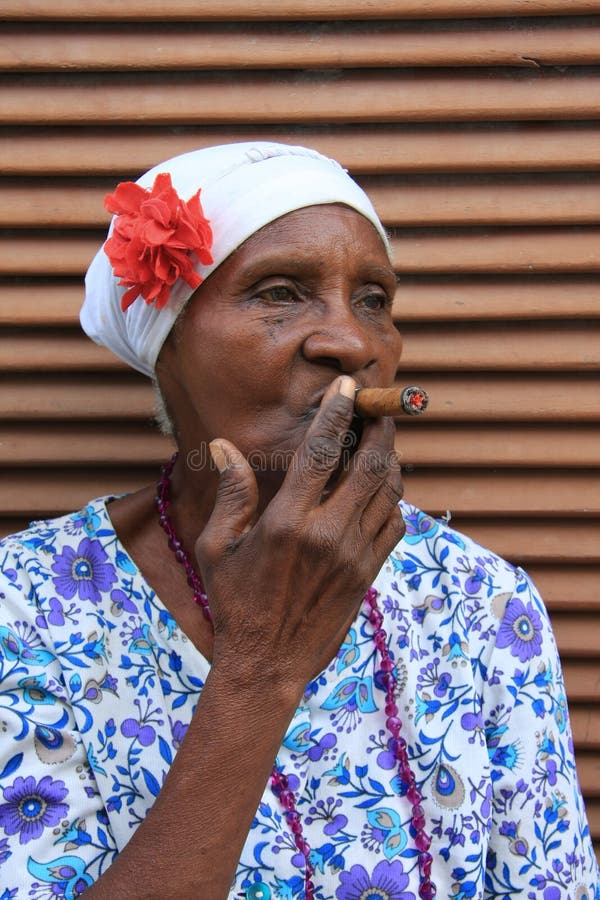 Cigar lady editorial photography. Image of cuban, tobacco - 16947312