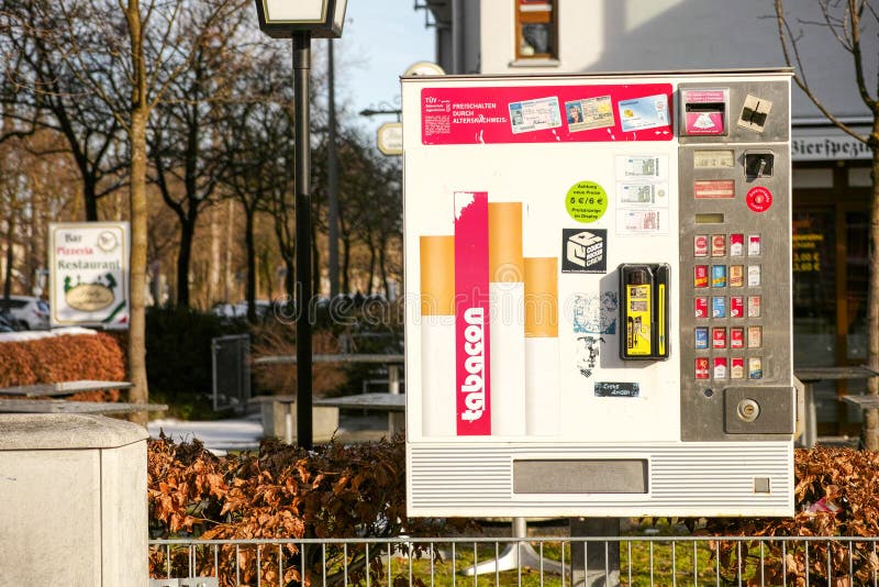 Cigarette machine editorial stock photo. Image of copyspace - 49631503