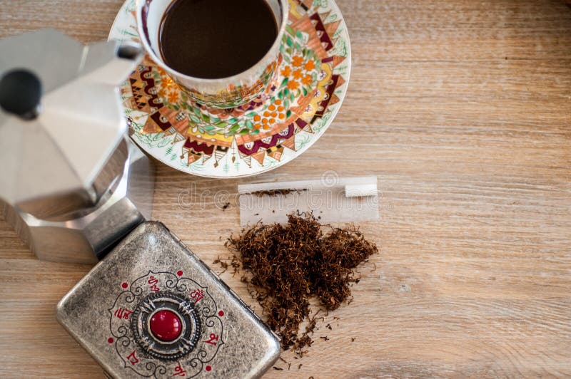 Cigarro E Rolo-acima De Fumo Imagem de Stock - Imagem de qualidade ...