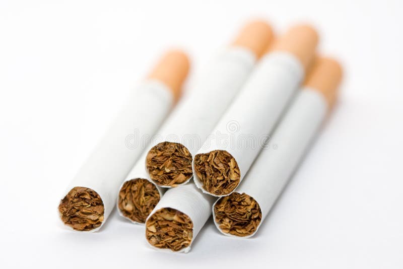 Cigarros imagem de stock. Imagem de ferramenta, risco - 8385083