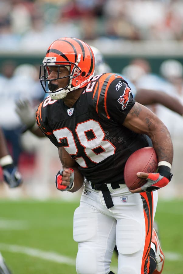 Corey Dillon editorial photo. Image of bengals, pass - 173652621