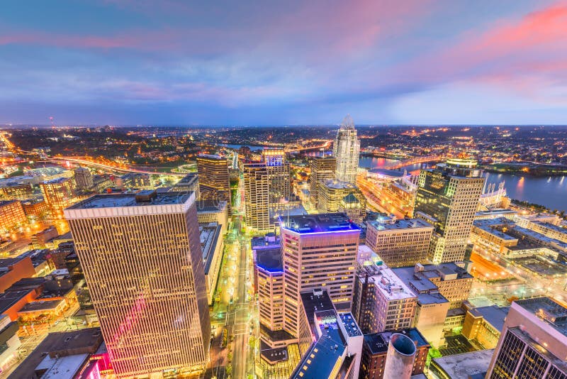 Cincinnati, Ohio, USA Skyline Stock Image - Image of famous, business ...