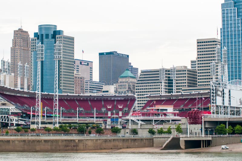 Cincinnati Skyline on Cloudy Day Stock Image - Image of america ...