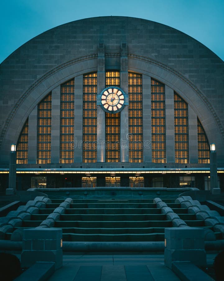 Cincinnati Union Terminal at Night, Cincinnati, Ohio Stock Image ...