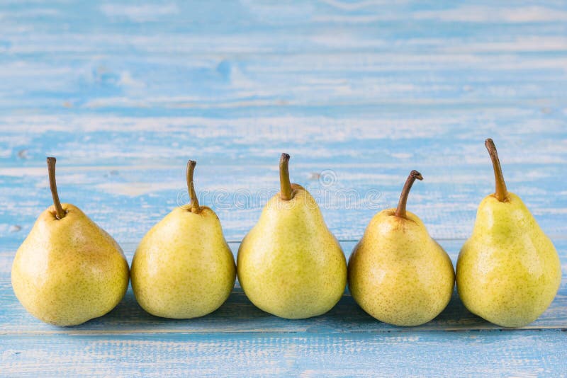 imágenes comunes del Cinco Peras Maduras - los derechos de la ...