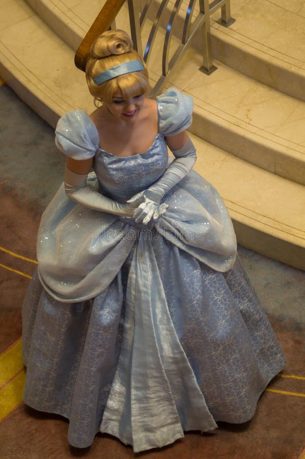 Cinderella editorial stock image. Image of magic, disney - 105081474
