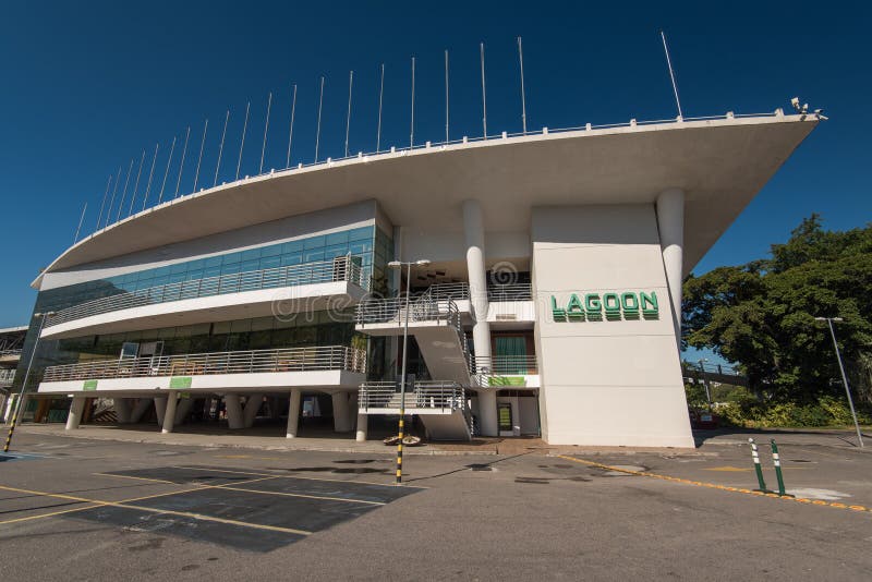 Cines De Lujo En Rio De Janeiro Fotografía editorial - Imagen de enero ...