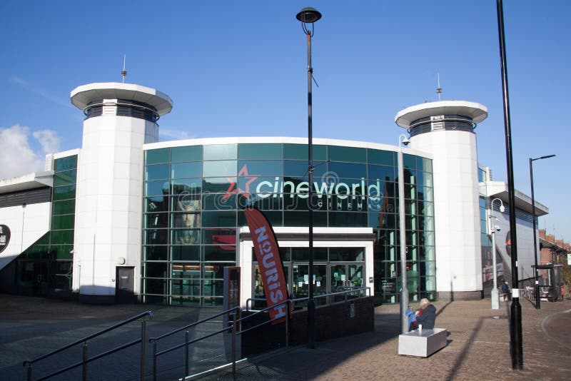The Cineworld Cinema in Didcot, Oxfordshire in the UK Editorial Stock ...