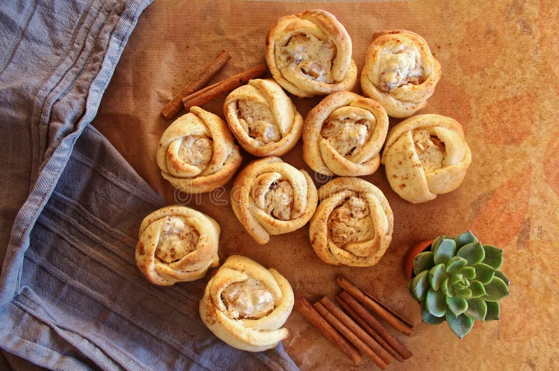 Cinnamon Rolls on Craft Paper Stock Image - Image of branch, craft ...