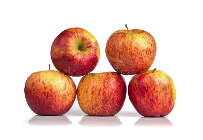 Cinque Mele Rosse Isolate Su Fondo Bianco Fotografia Stock - Immagine ...
