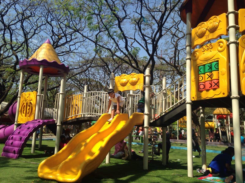 Circle Park editorial photo. Image of philippines, summer - 52662546