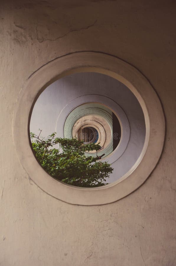 113 Circle Window Chinese Temple Stock Photos - Free & Royalty-Free ...