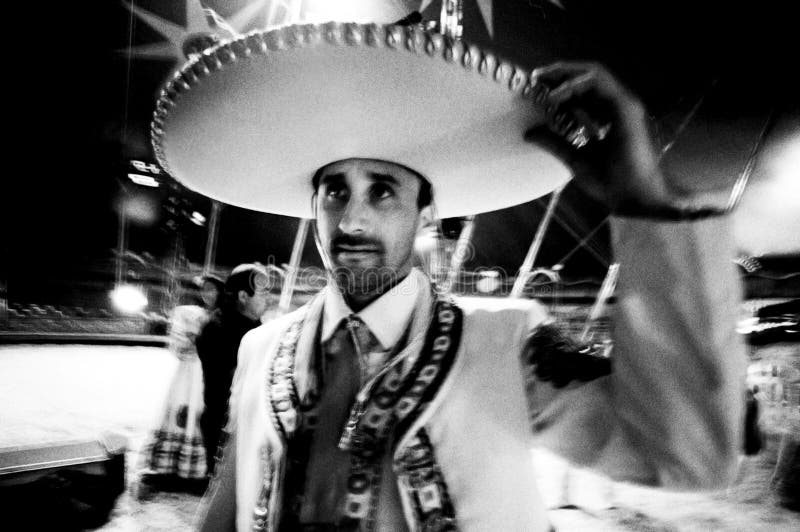 Circo Medrano - Cirque Medrano Imagen editorial - Imagen de ejecutante ...