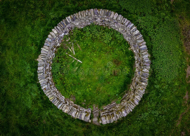 Circular Dry Stone Wall in a Field Stock Photo - Image of drywall ...